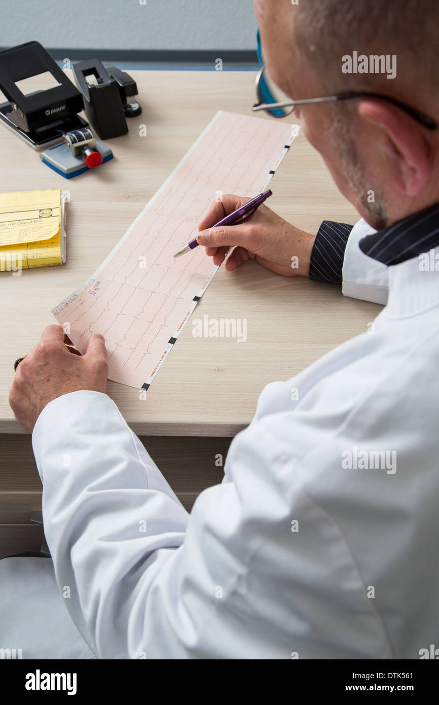 Cardiac examination hi-res stock photography and images - Alamy