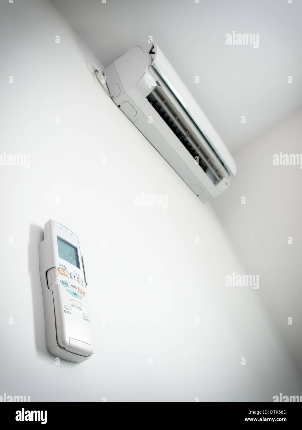 Air condition remote hi-res stock photography and images - Alamy