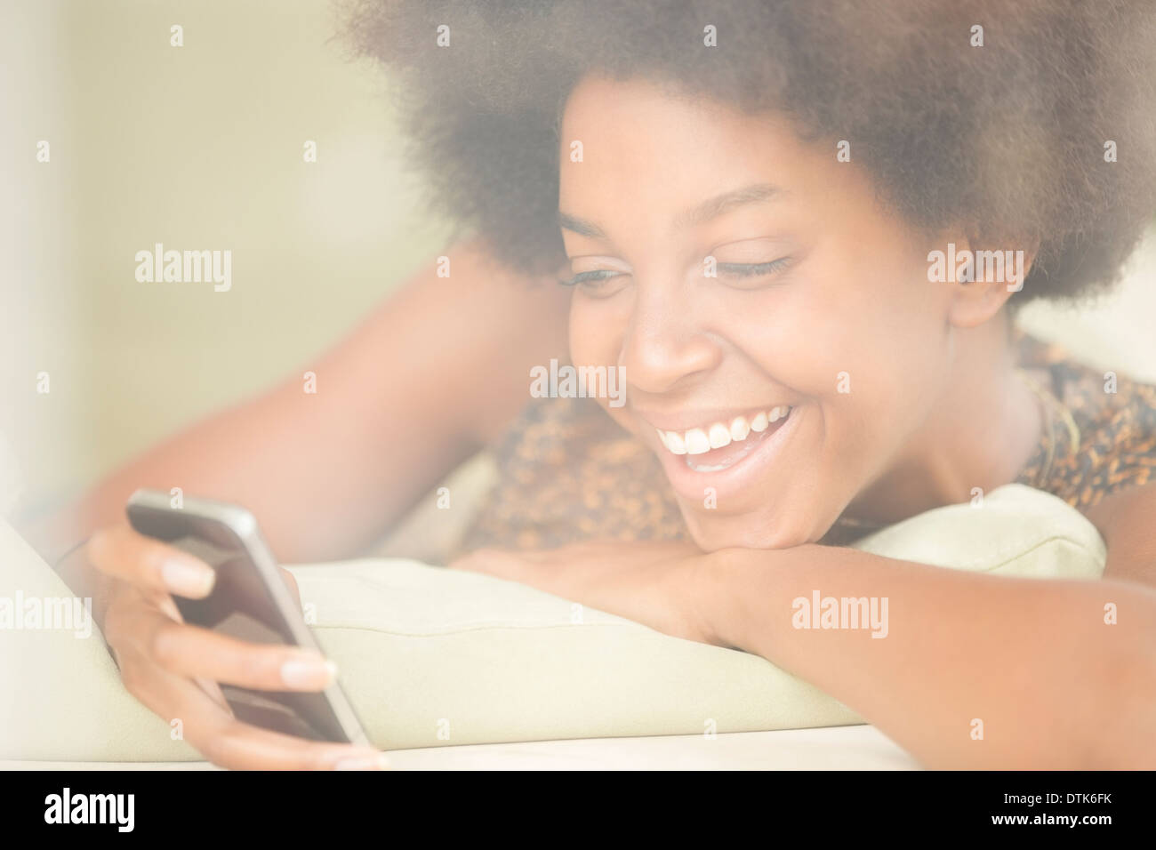Woman using cell phone Stock Photo - Alamy