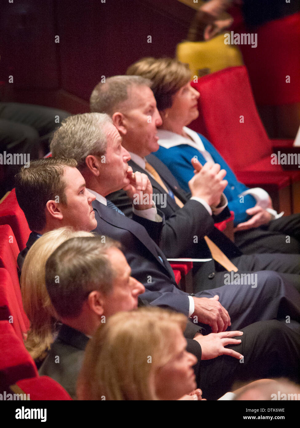 President george bush on iraq hi-res stock photography and images - Alamy