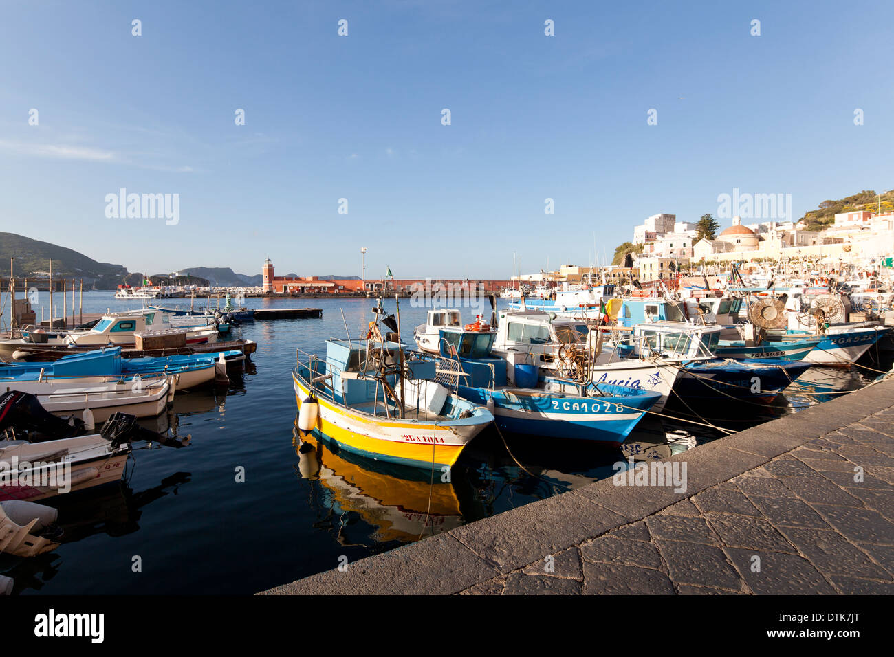 Ponza italy hi-res stock photography and images - Alamy