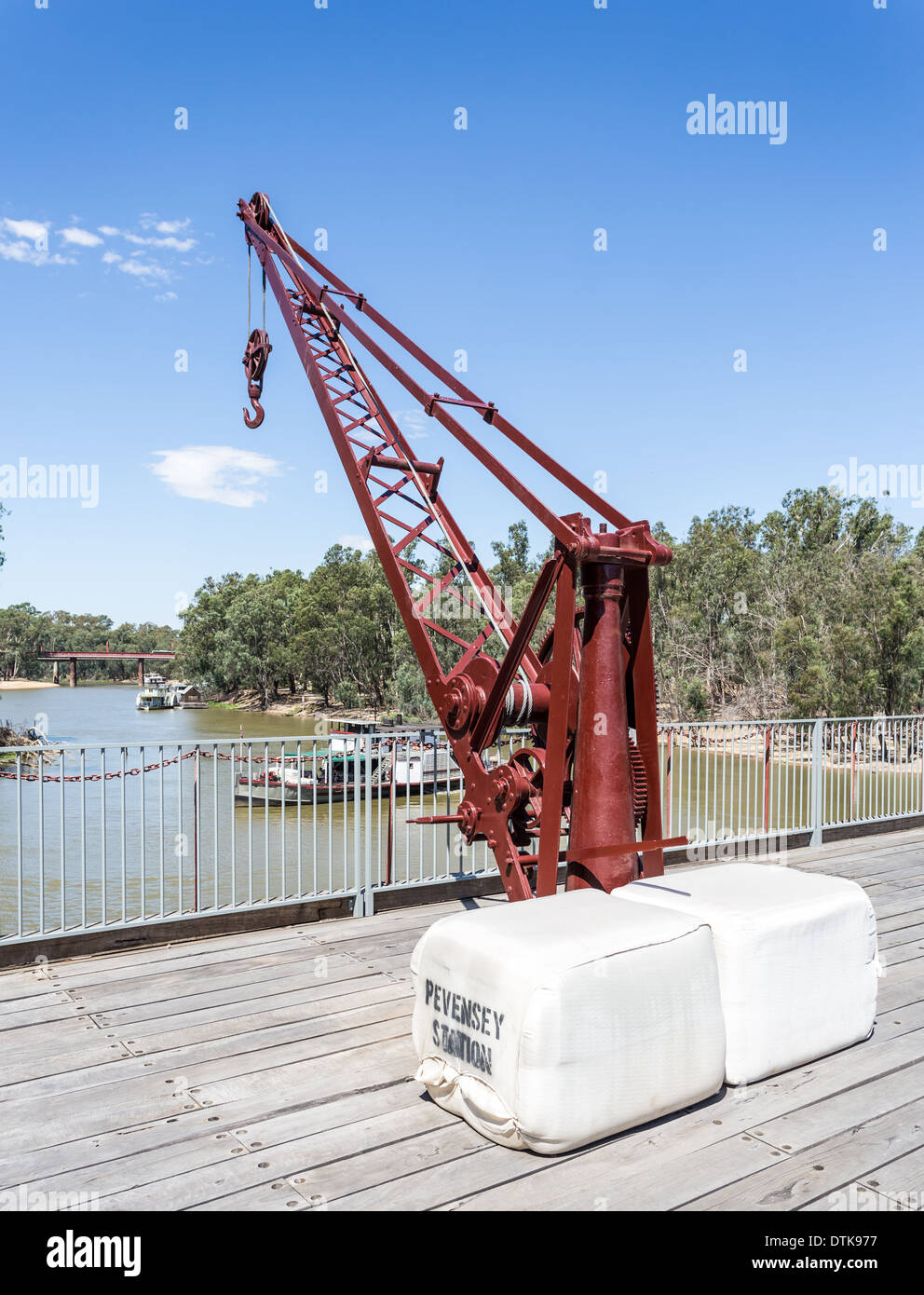Jib crane and wool bales at the Historic Port of Echuca precinct on the ...