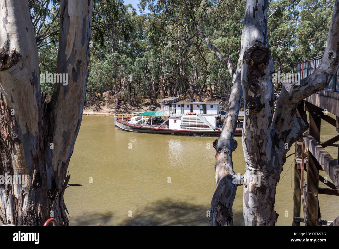 Paddle steamer Pevensey the Murray at the Historic Port of Echuca ...