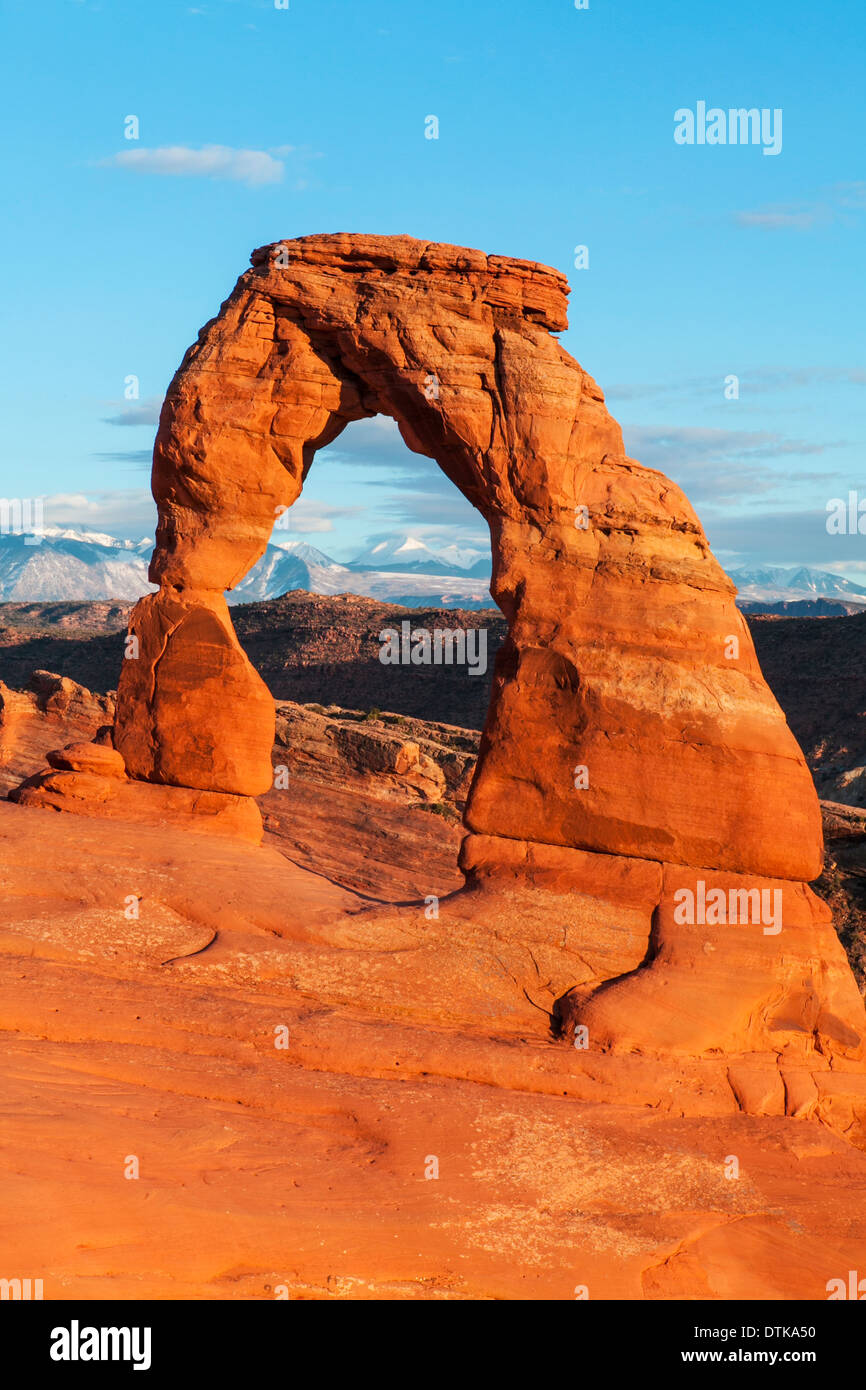 Delicate Arch and the snow-clad La Sal Mountains, Arches National Park ...