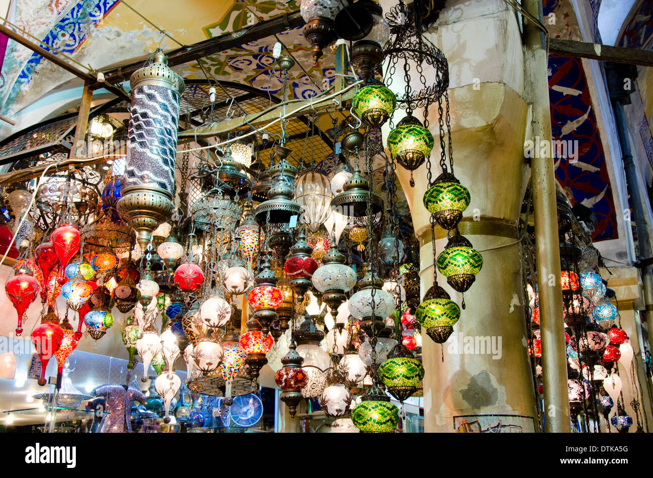 Vintage Objects in Turkish Bazaar Stock Photo - Alamy
