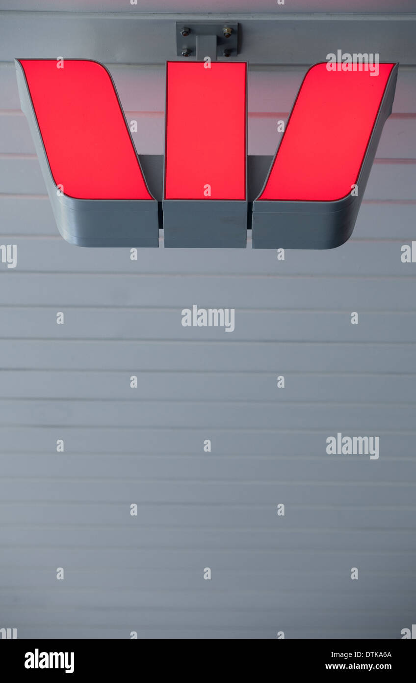 Westpac logo hi-res stock photography and images - Alamy
