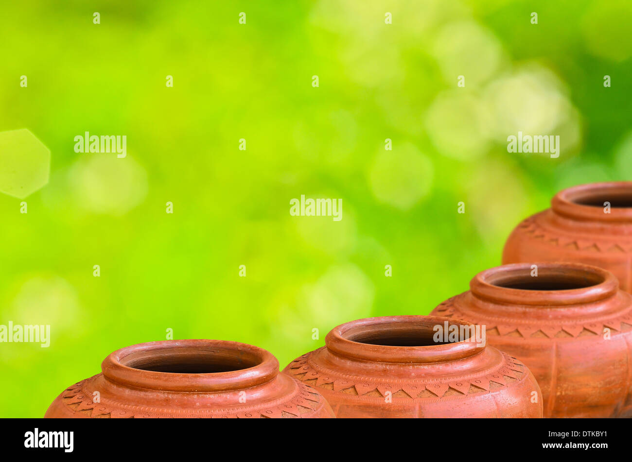 Clay pot background hi-res stock photography and images - Alamy