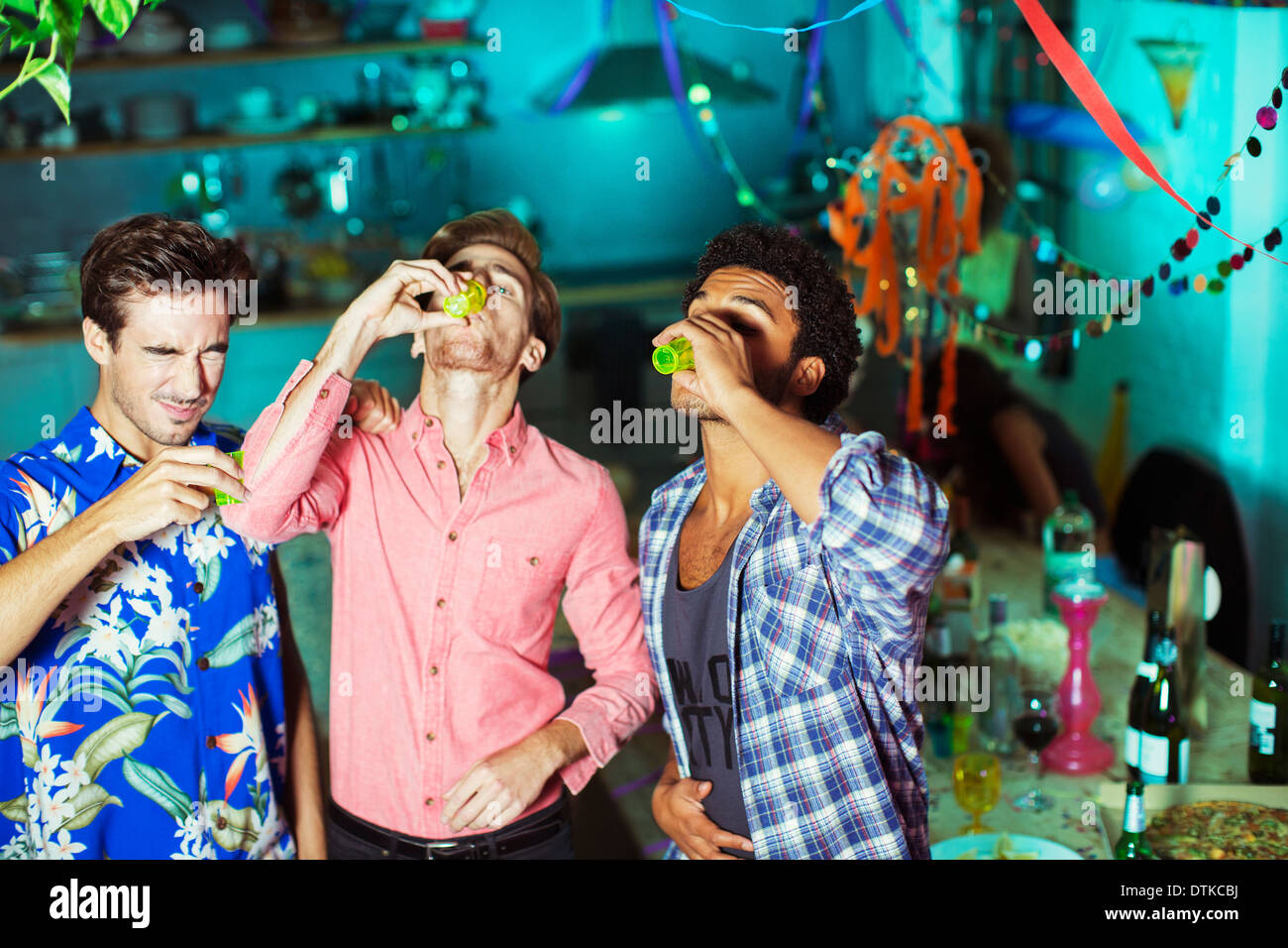 Party shots hi-res stock photography and images - Alamy