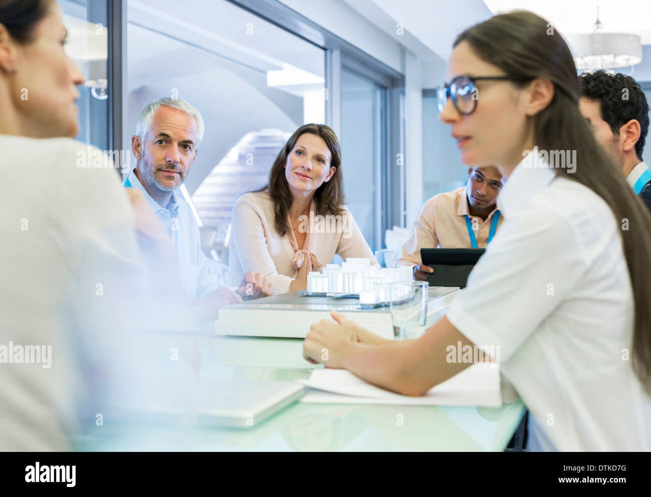 Men talking business meeting hi-res stock photography and images - Alamy