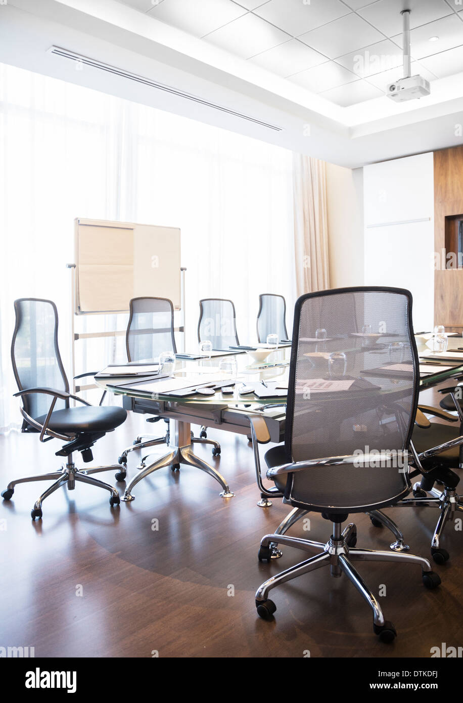 Empty conference room in modern office hi-res stock photography and ...