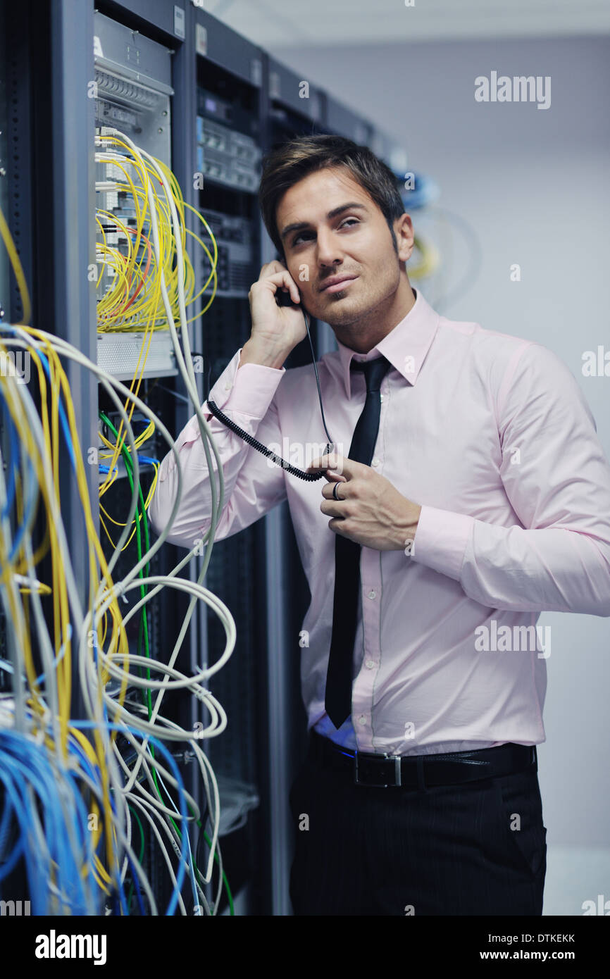 Server room network laptop hi-res stock photography and images - Alamy