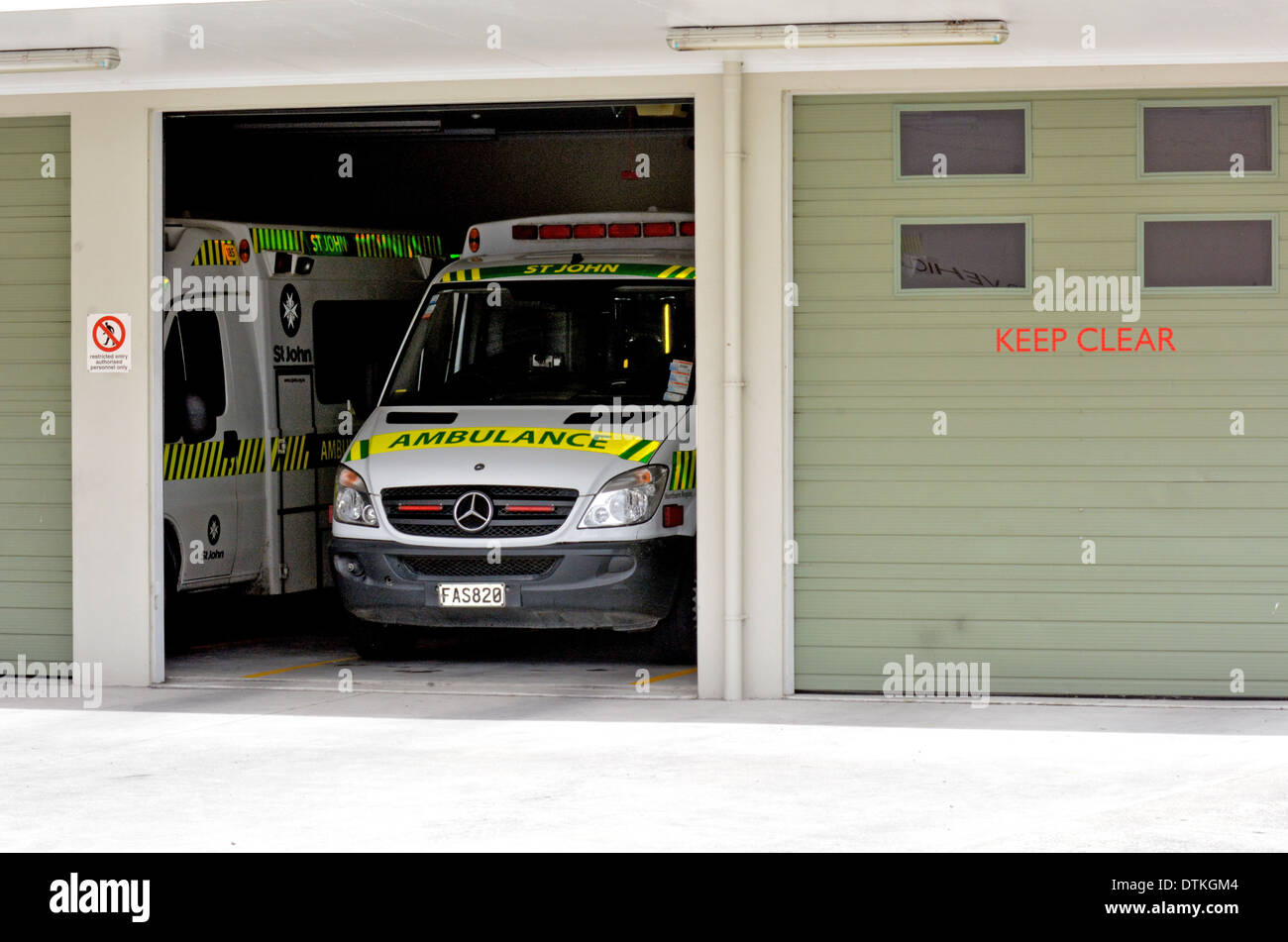 St John Ambulance Sign In High Resolution Stock Photography and Images ...