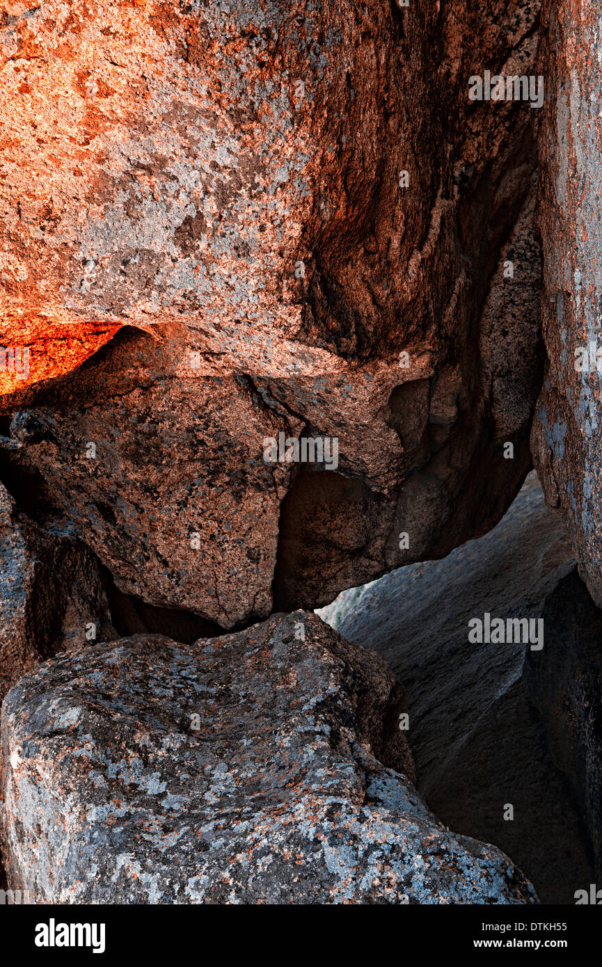 Red rock cavern hi-res stock photography and images - Alamy