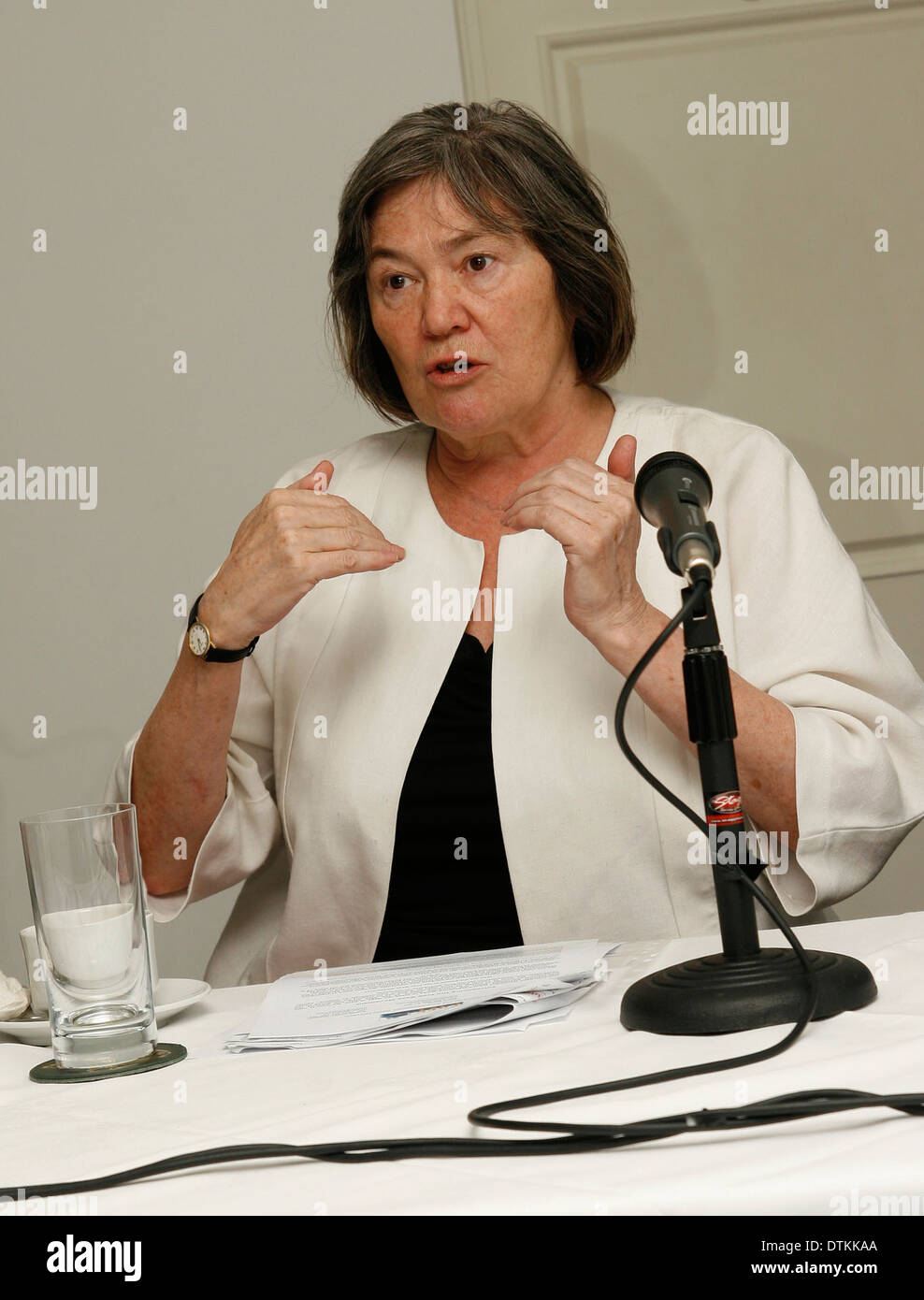 Clare short hi-res stock photography and images - Alamy