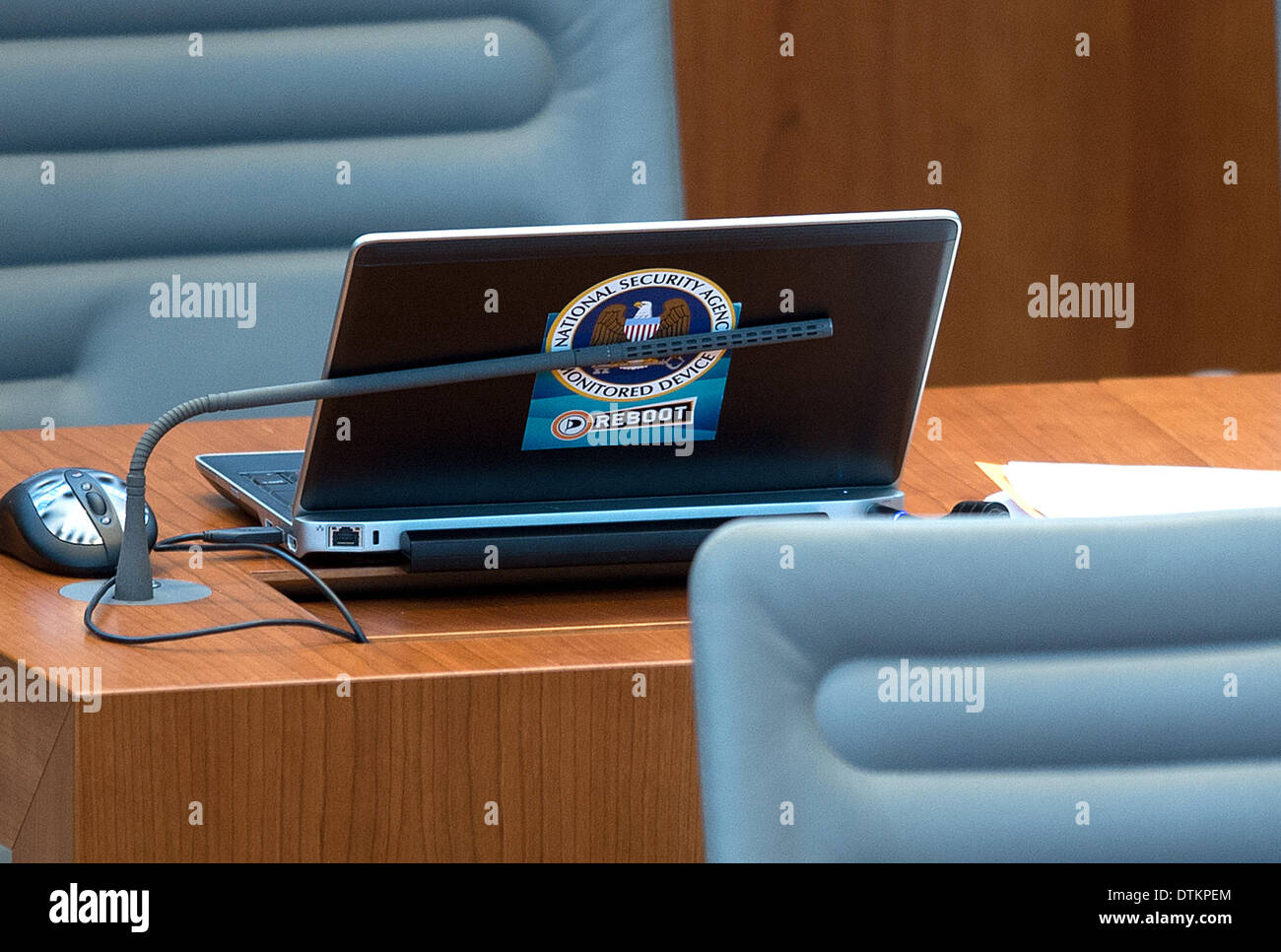 National security agency logo hi-res stock photography and images - Alamy