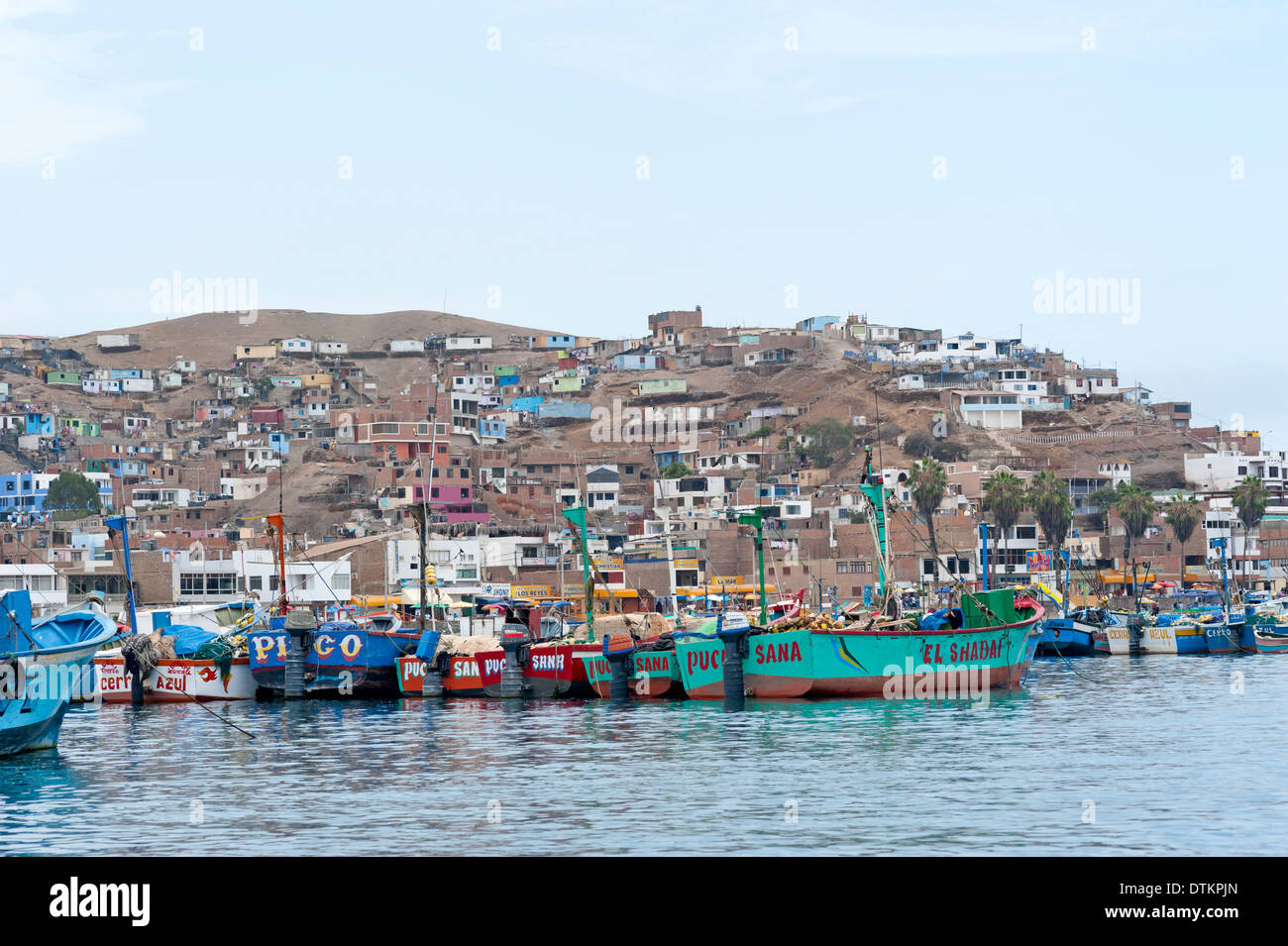 Pucusana hi-res stock photography and images - Alamy