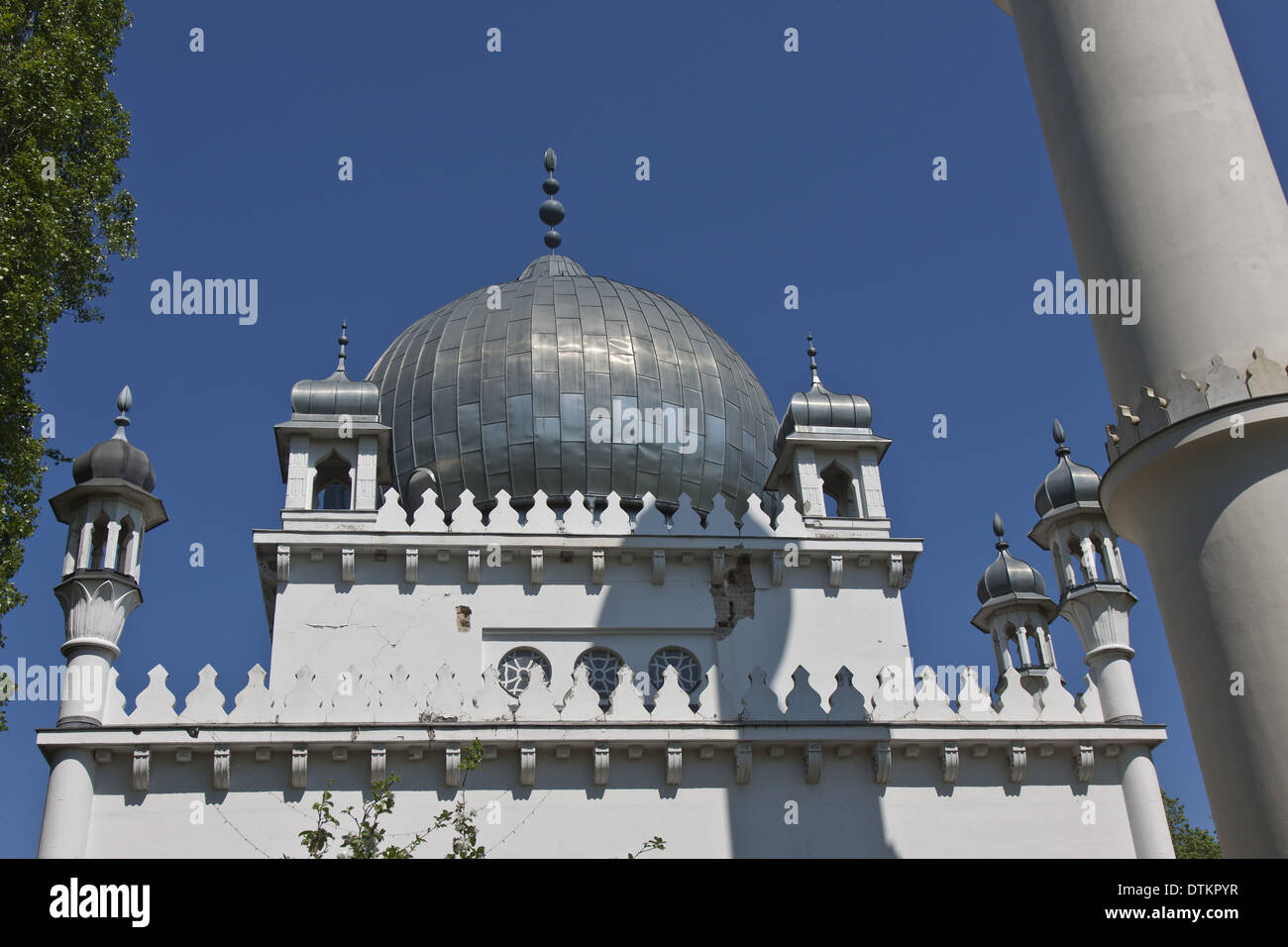 Mosques of berlin hi-res stock photography and images - Alamy
