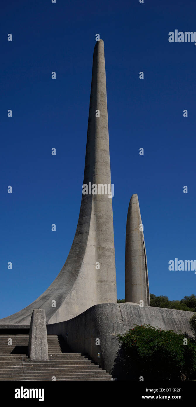 The Afrikaans Language Monument ( Die Afrikaanse Taalmonument) is ...