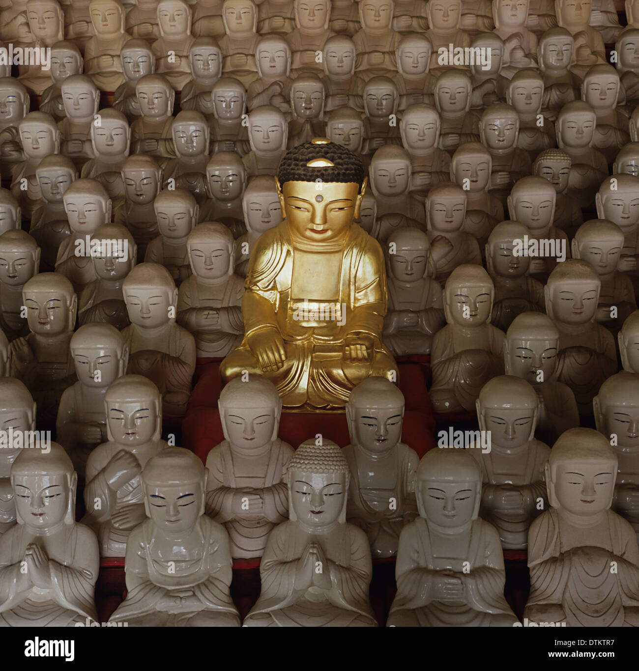 Calm buddha hi-res stock photography and images - Alamy