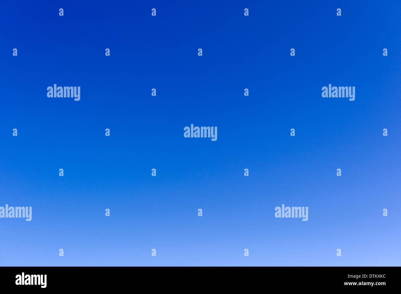 Perfectly clear sky hi-res stock photography and images - Alamy