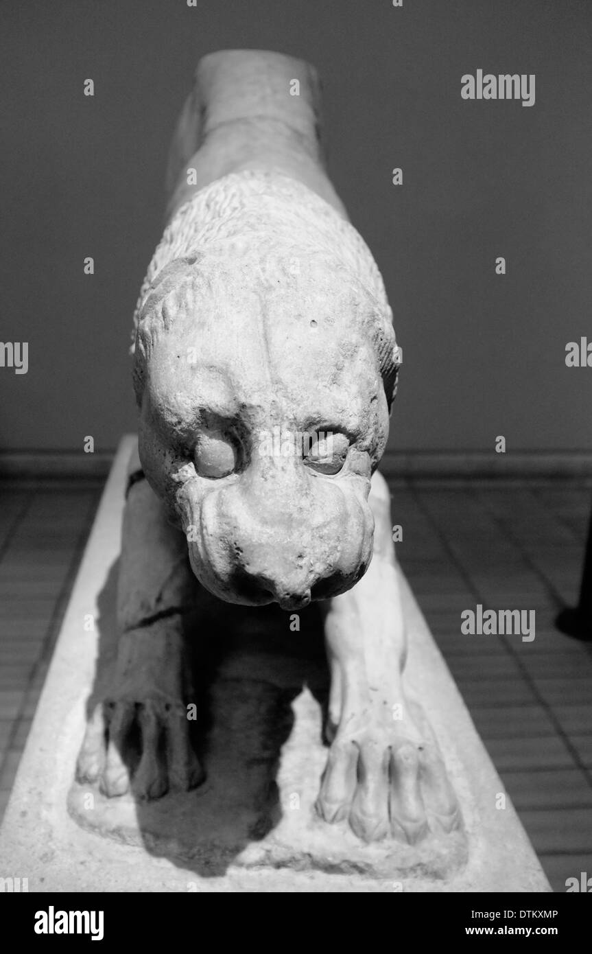 Elgin Marbles Greek/Roman artifacts at the British Museum, London ...