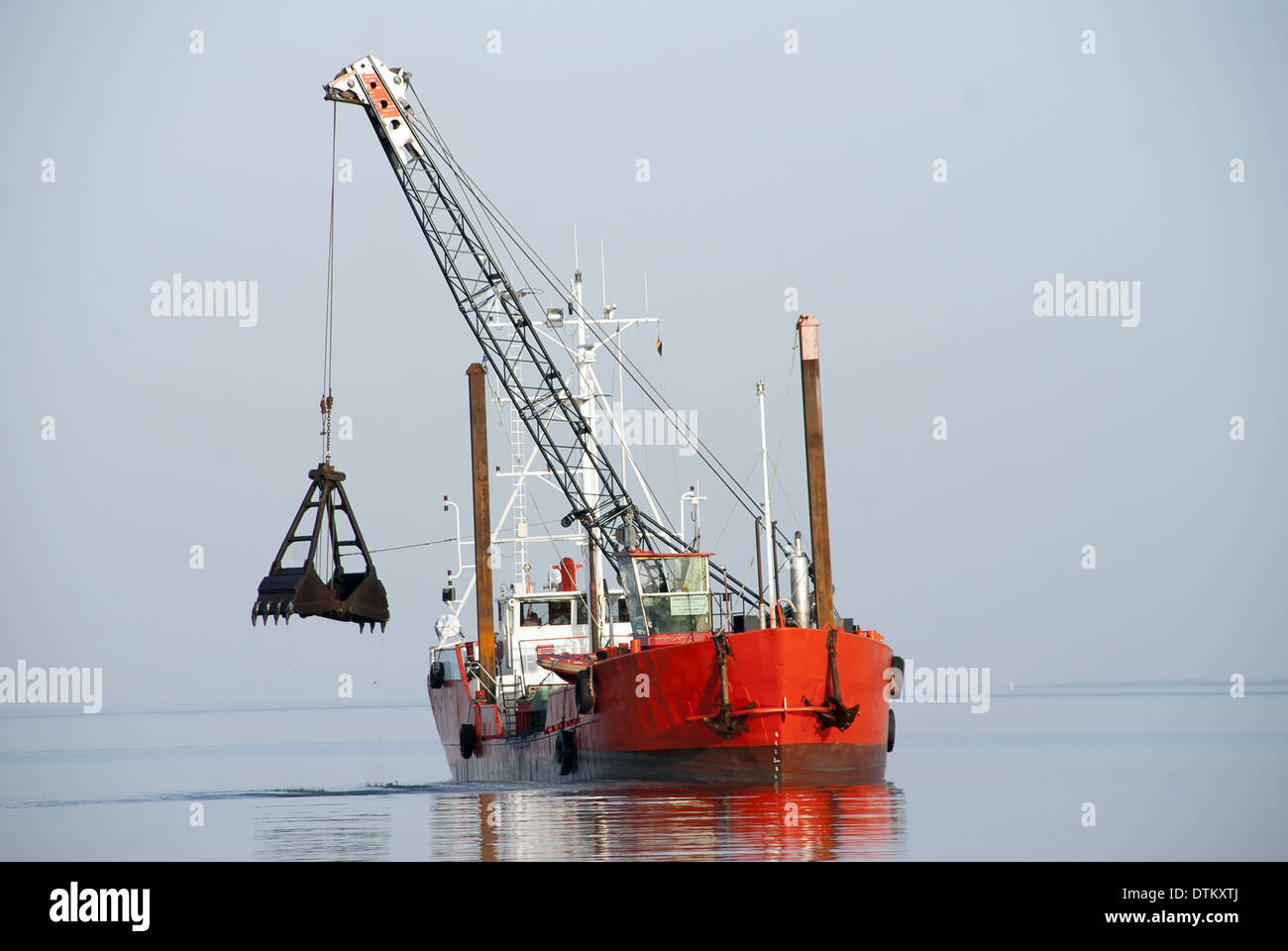 Workboat hi-res stock photography and images - Alamy