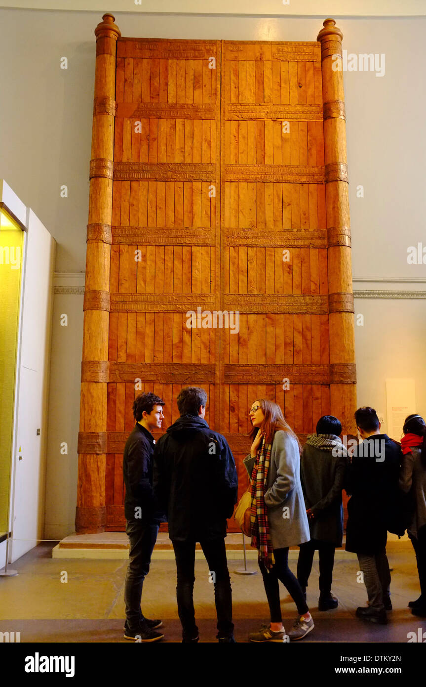 Assyrian Castle Gate at the British Museum, London, England Stock Photo ...