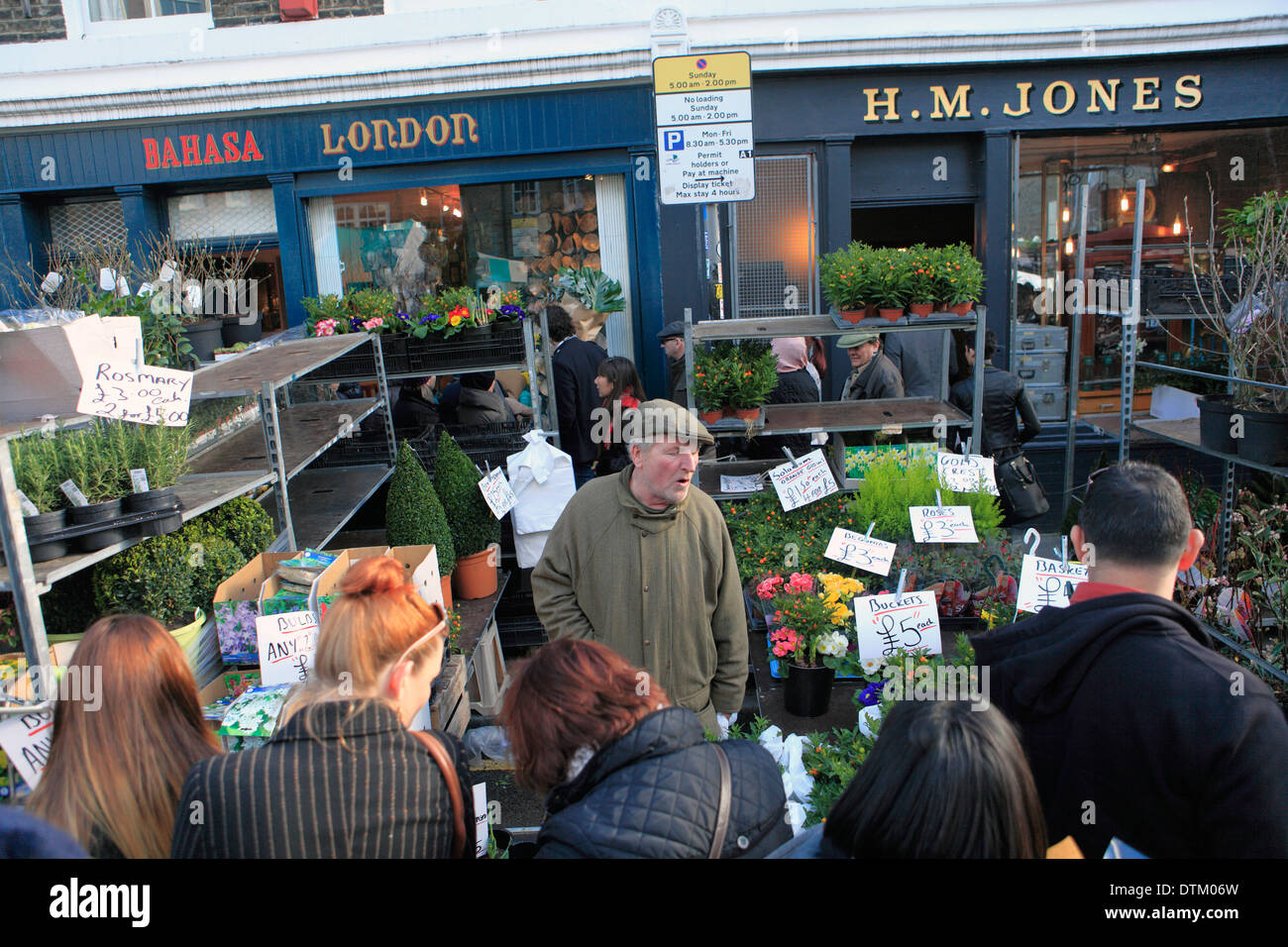united kingdom east london columbia road sunday flower market Stock ...