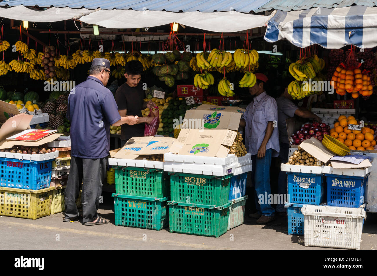Locals shopping at a Kuala Lumpur Market, Kuala Lumpur, Malaysia Stock ...