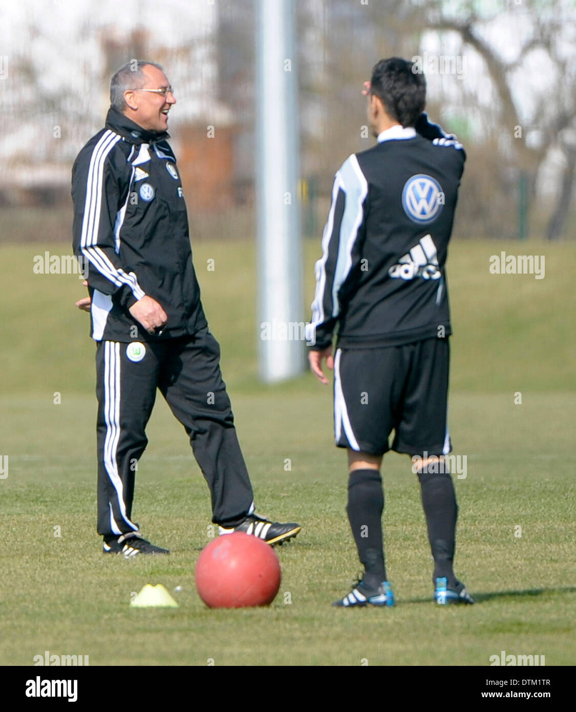 FILE - Training session with VfL Wolfsburg's team manager Felix Magath ...