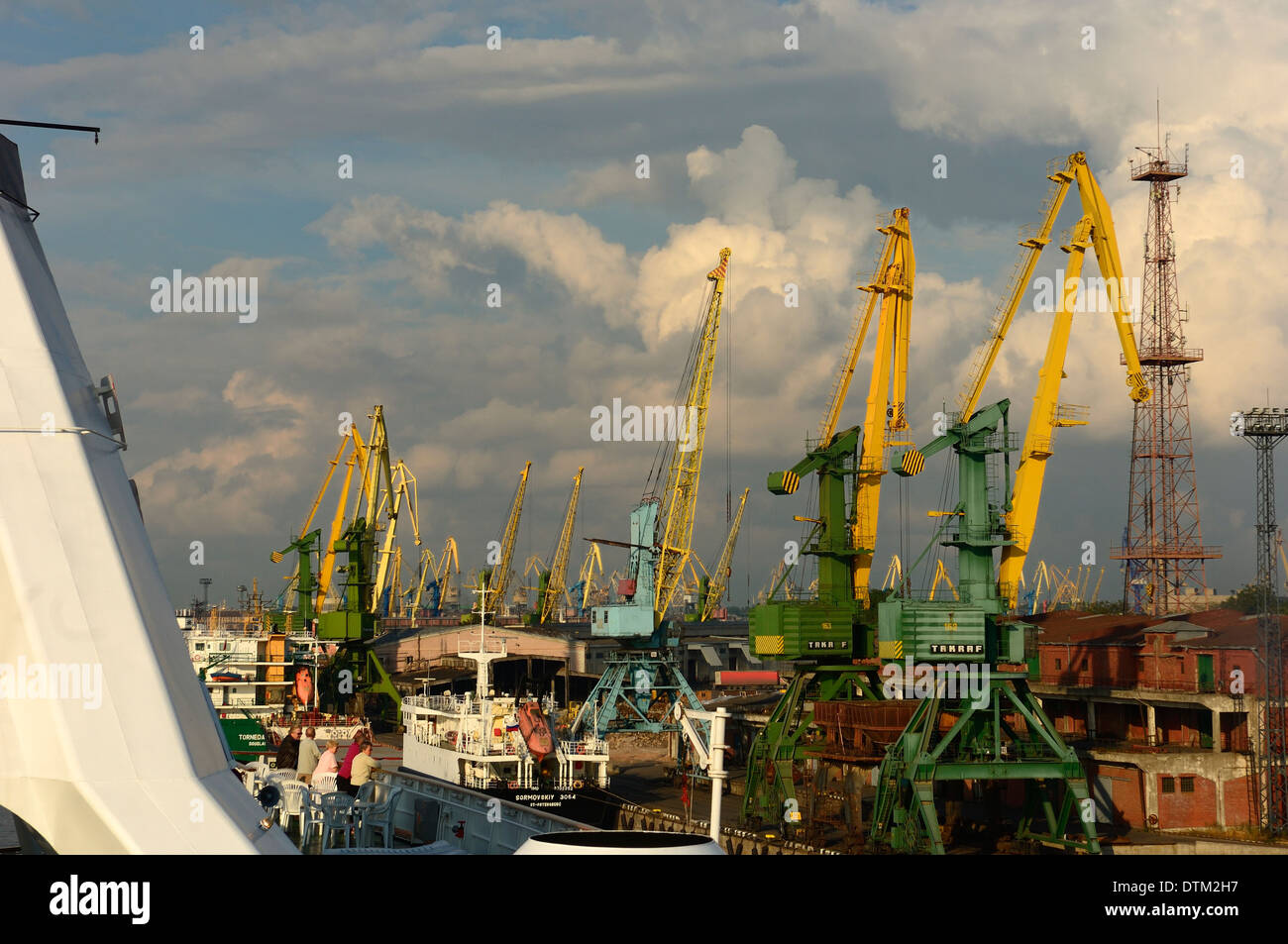 Soviet docks hi-res stock photography and images - Alamy