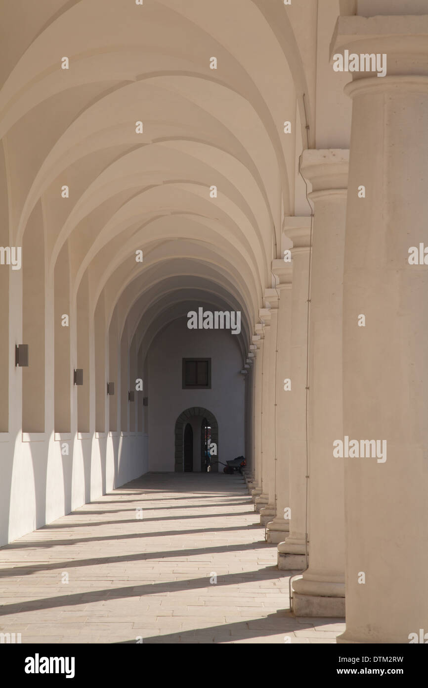 Stable Courtyard High Resolution Stock Photography and Images - Alamy