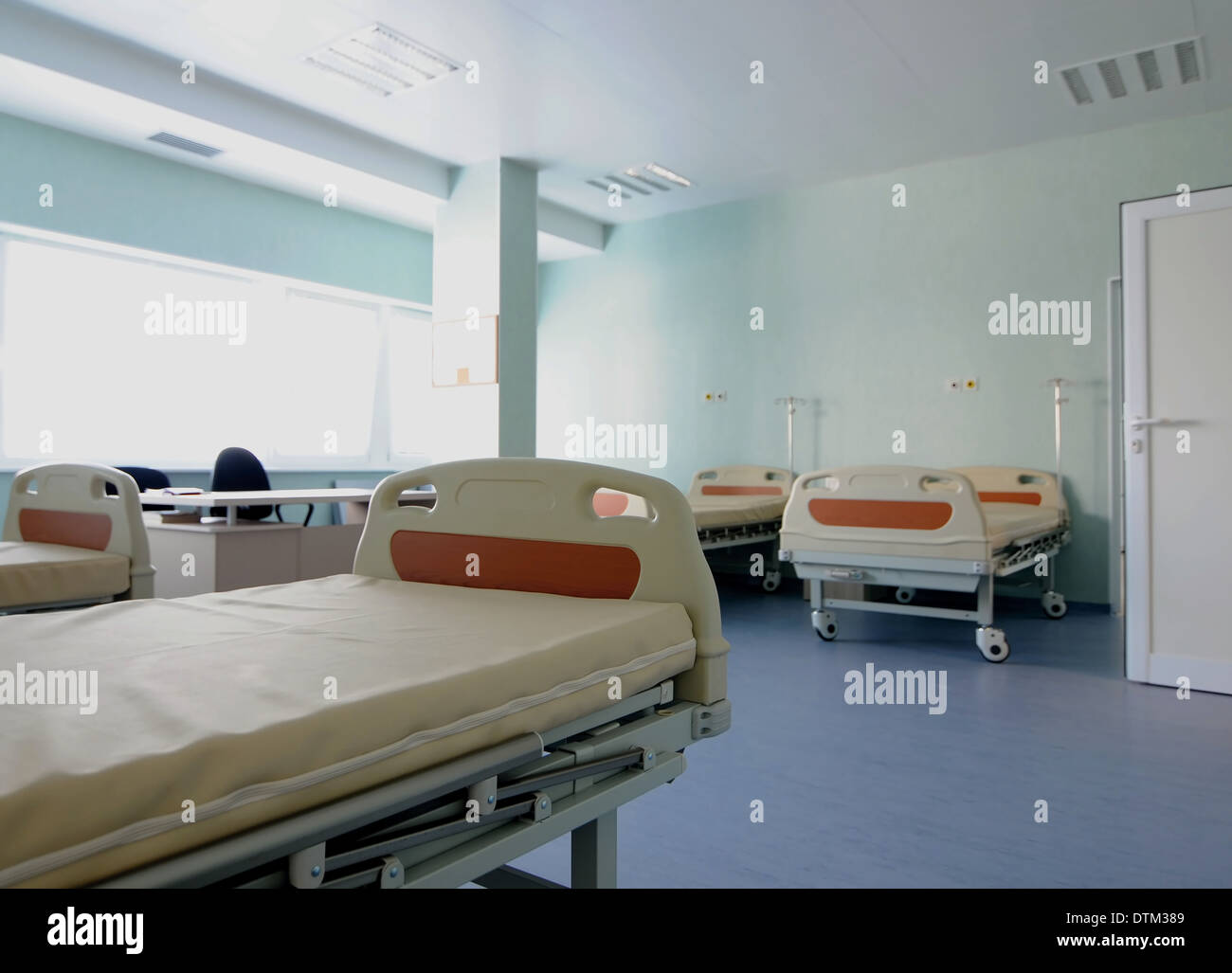 Medical-diagnostic equipment room Stock Photo - Alamy