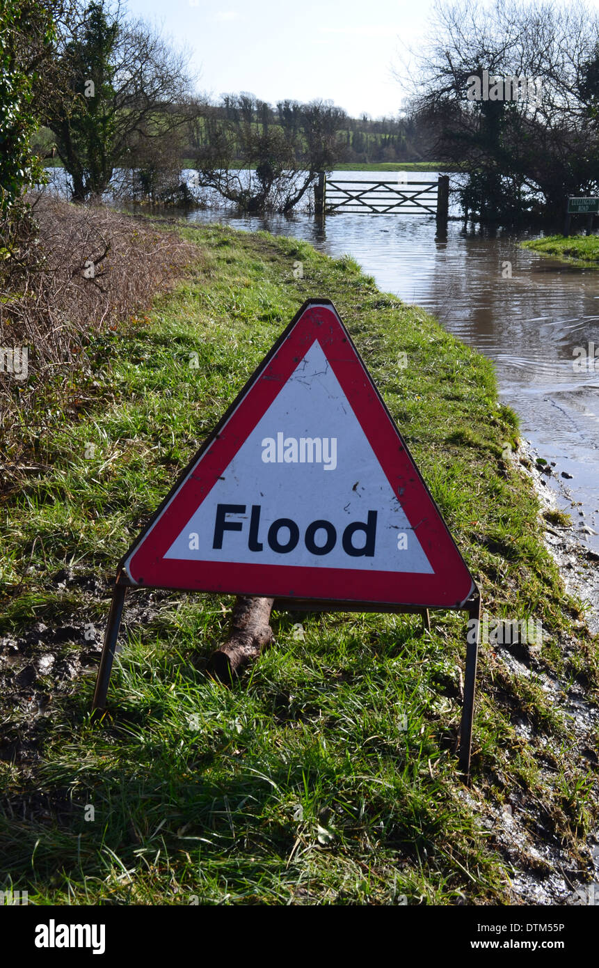 Flood warning sign Stock Photo - Alamy