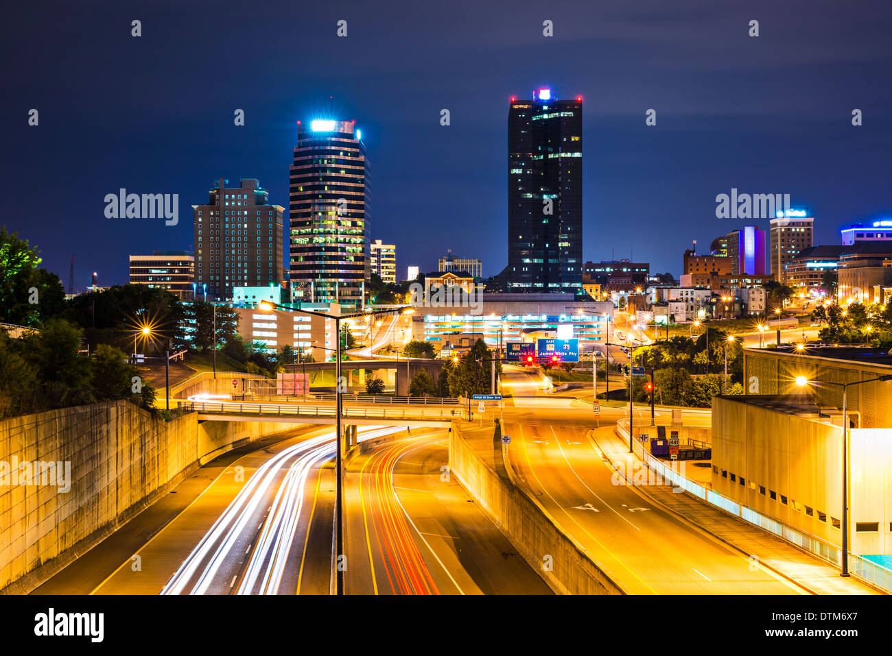 Knoxville, Tennessee, USA downtown at night Stock Photo - Alamy