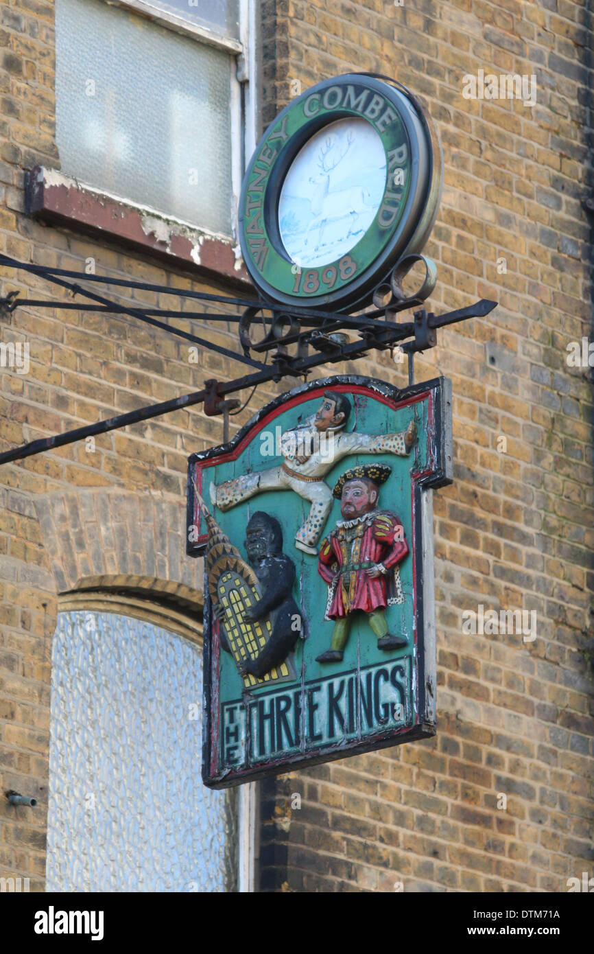 The Three Kings Public House Clerkenwell Stock Photo - Alamy