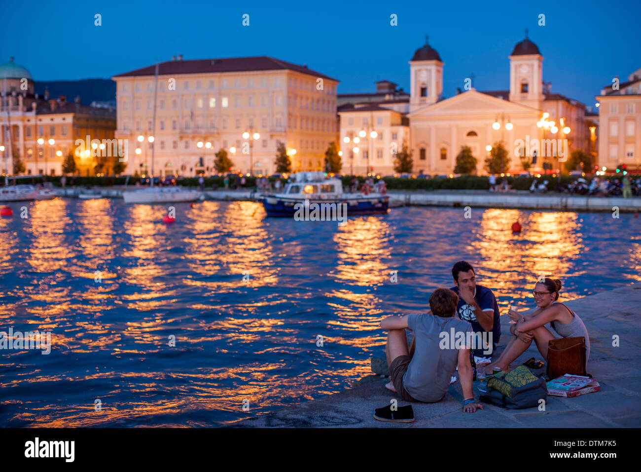 Beautiful italian architecture hi-res stock photography and images - Alamy