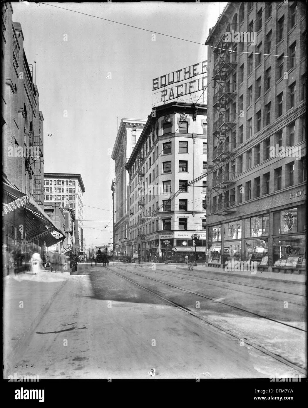 East los angeles street Black and White Stock Photos & Images - Alamy