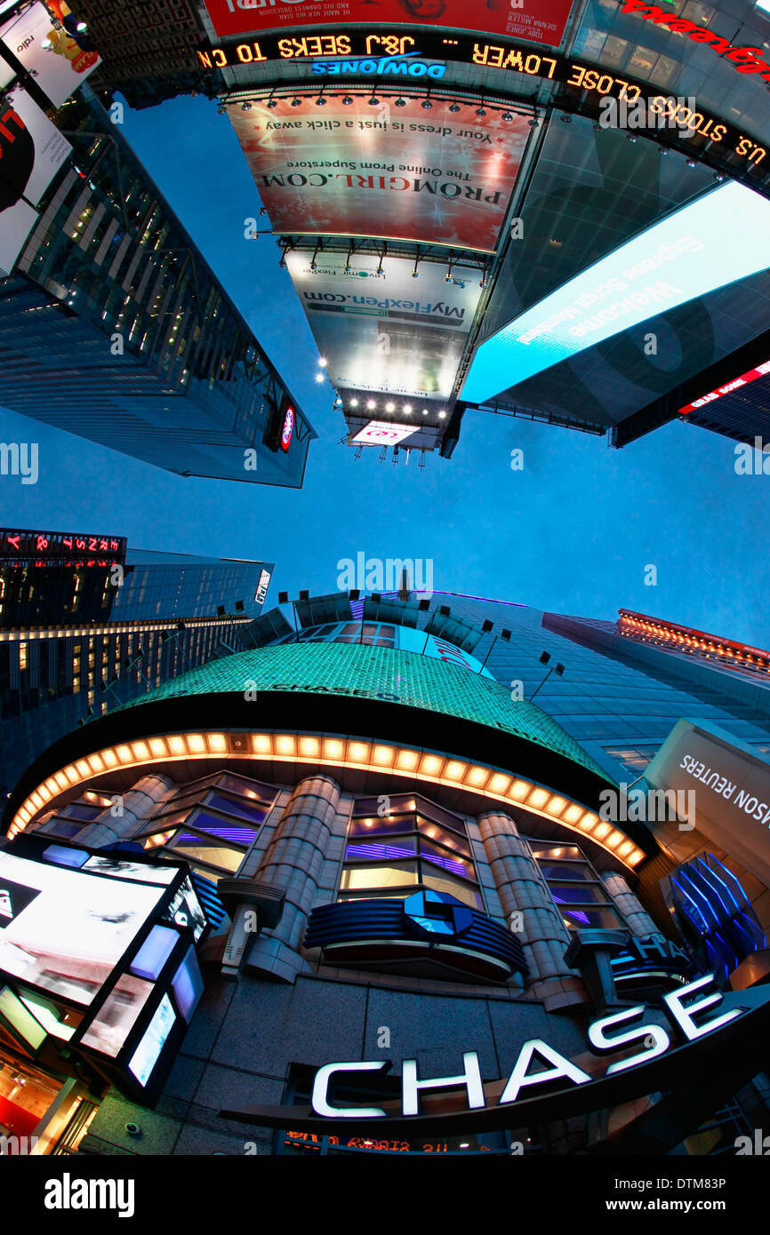 Times square architecture hi-res stock photography and images - Alamy
