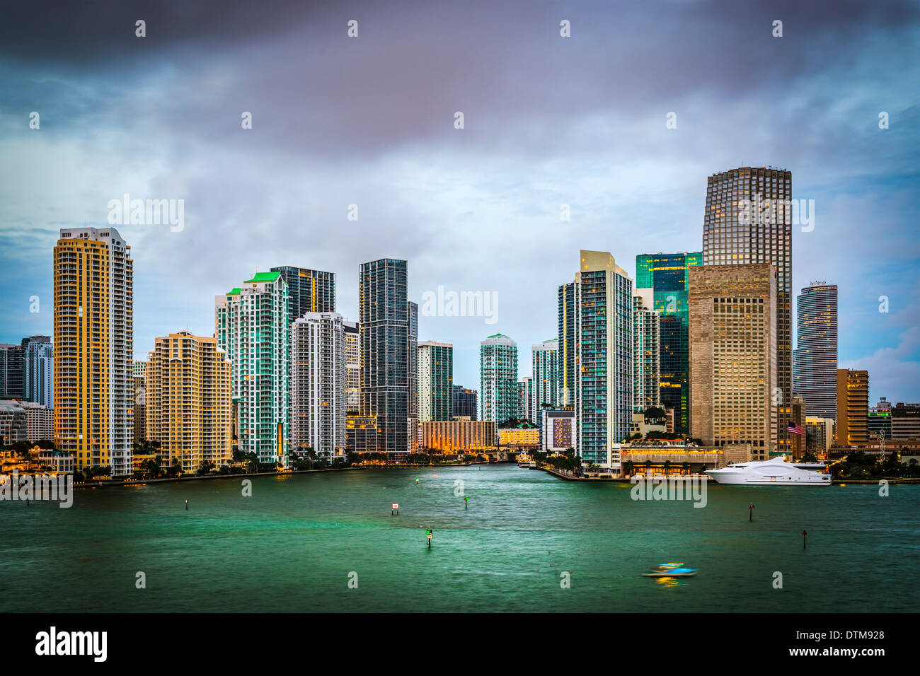 Miami, Florida skyline at Biscayne Bay Stock Photo - Alamy