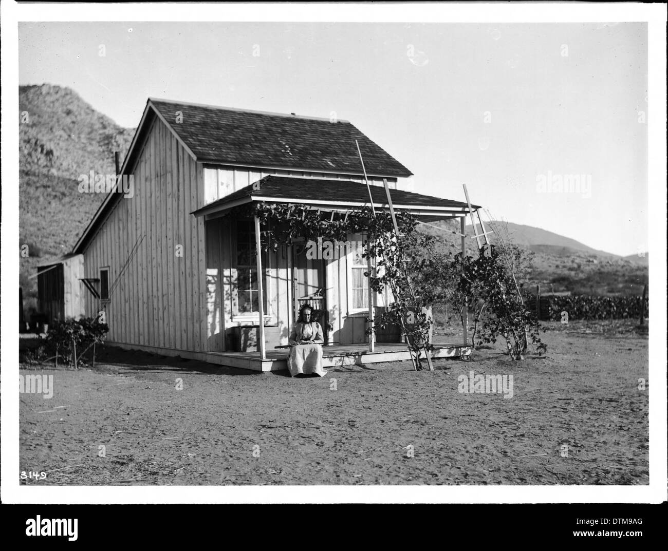 The photograph shows a Walapai Indian missionary cottage in Hackbury ...