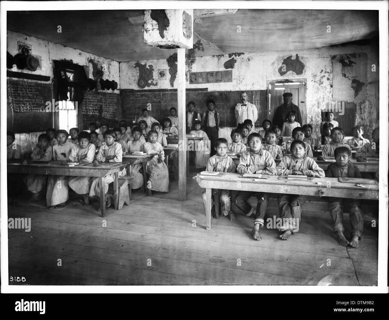 Walapai indian hi-res stock photography and images - Alamy