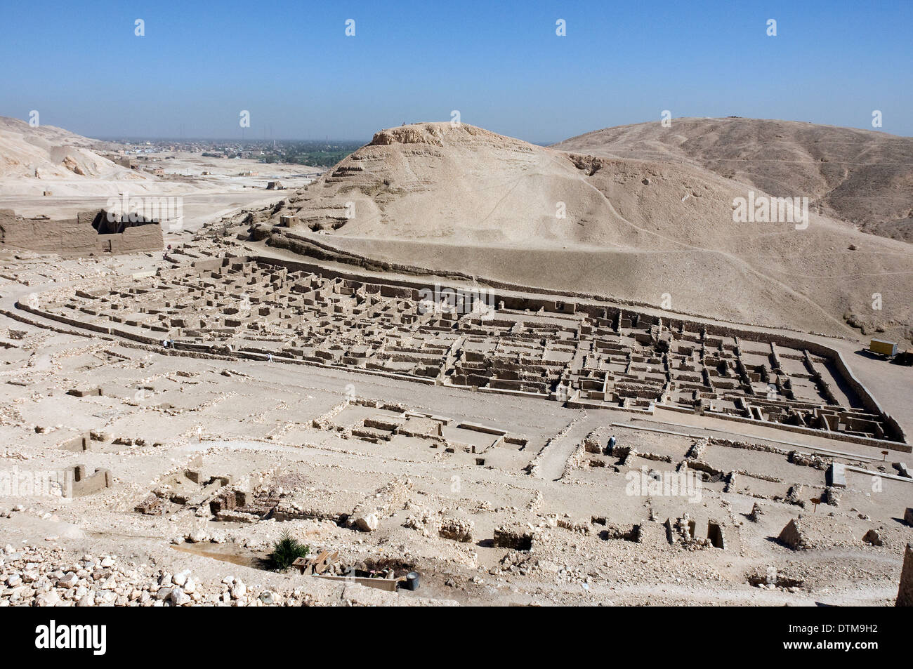 Ancient egypt workers hi-res stock photography and images - Alamy