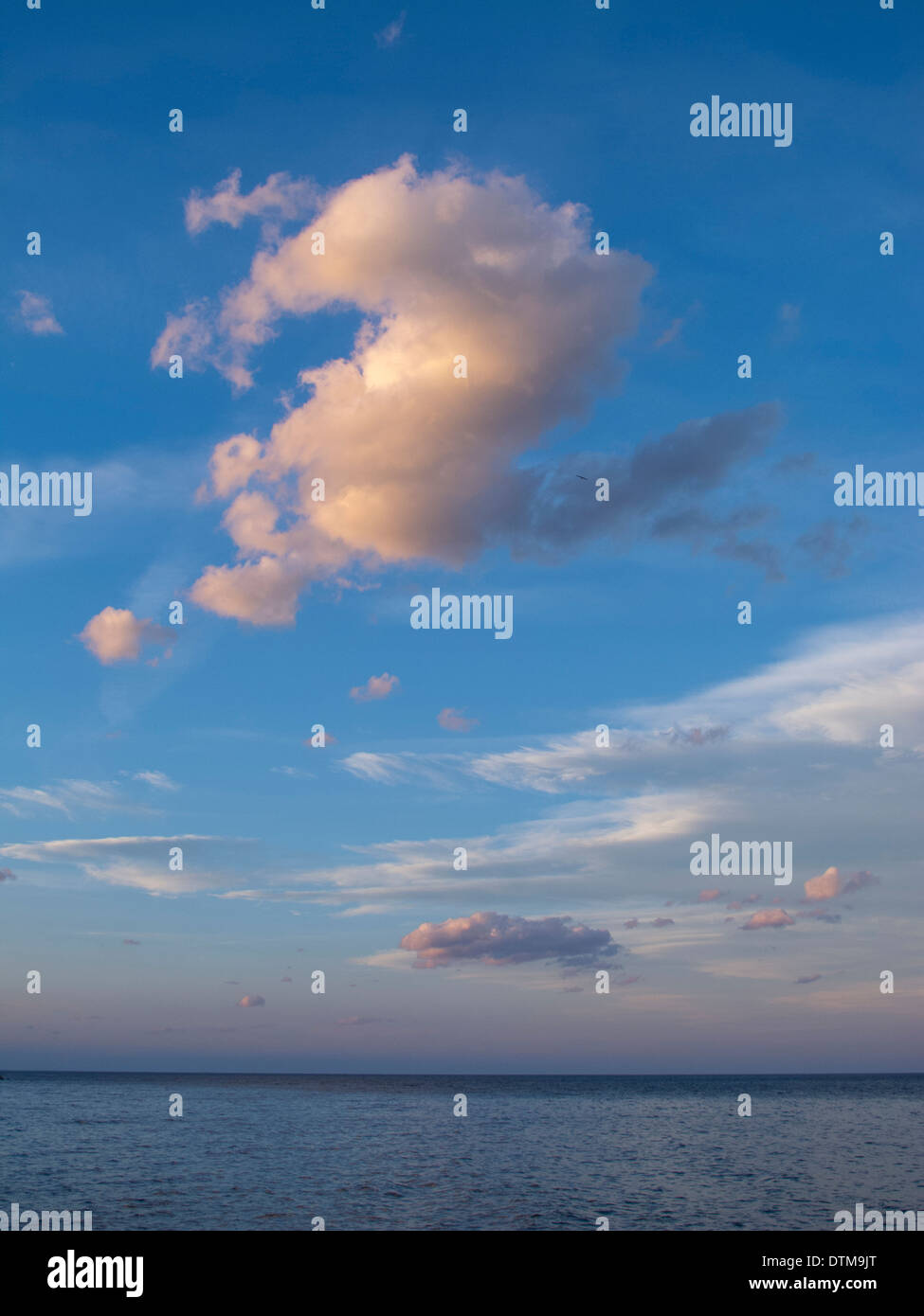 Beautiful cumulus cloud over ocean hi-res stock photography and images ...