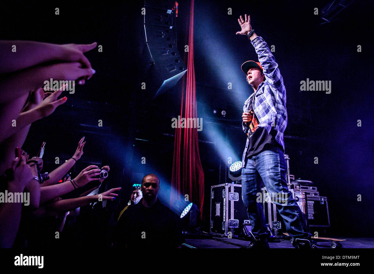 Emblem 3 keaton stromberg hi-res stock photography and images - Alamy