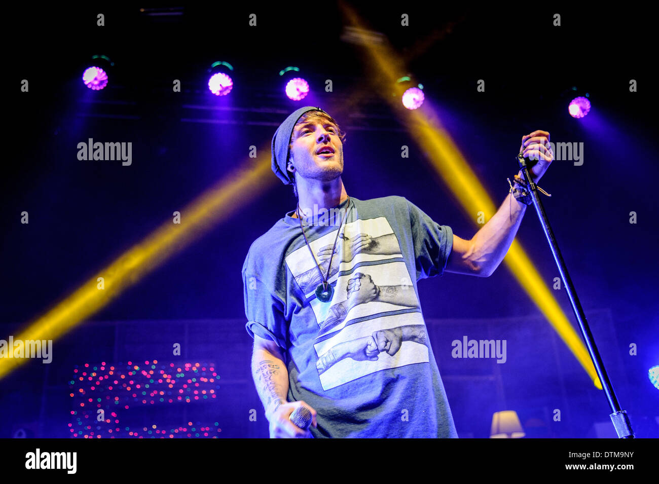 Syco records hi-res stock photography and images - Alamy