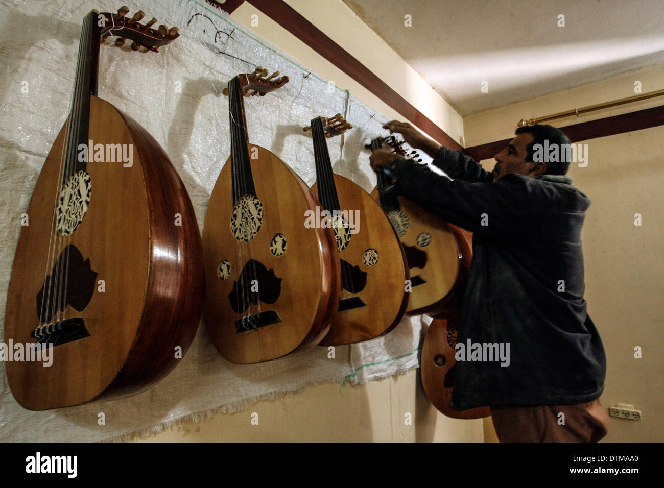 Gaza, Palestinian Territories. 19th Feb, 2014. A Palestinian Atwa ...