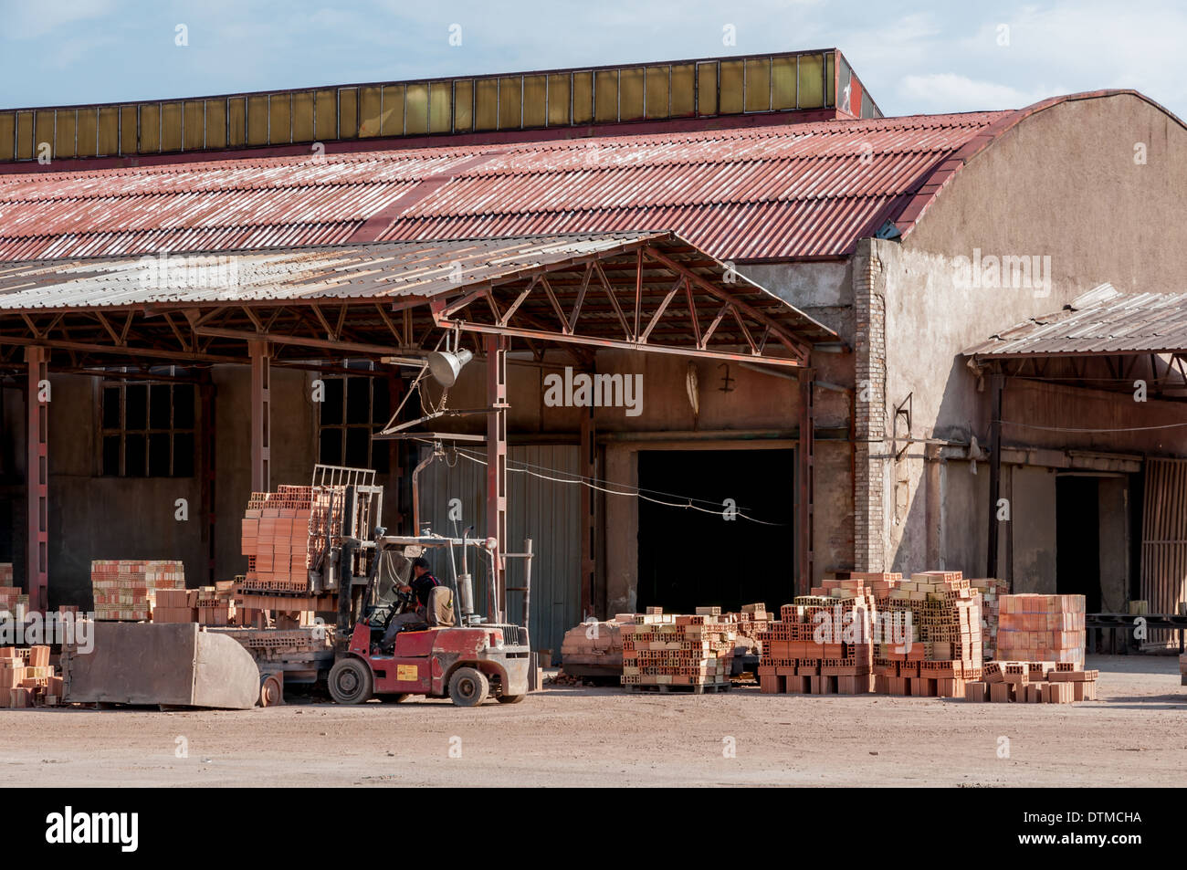 Clay brick production hi-res stock photography and images - Alamy