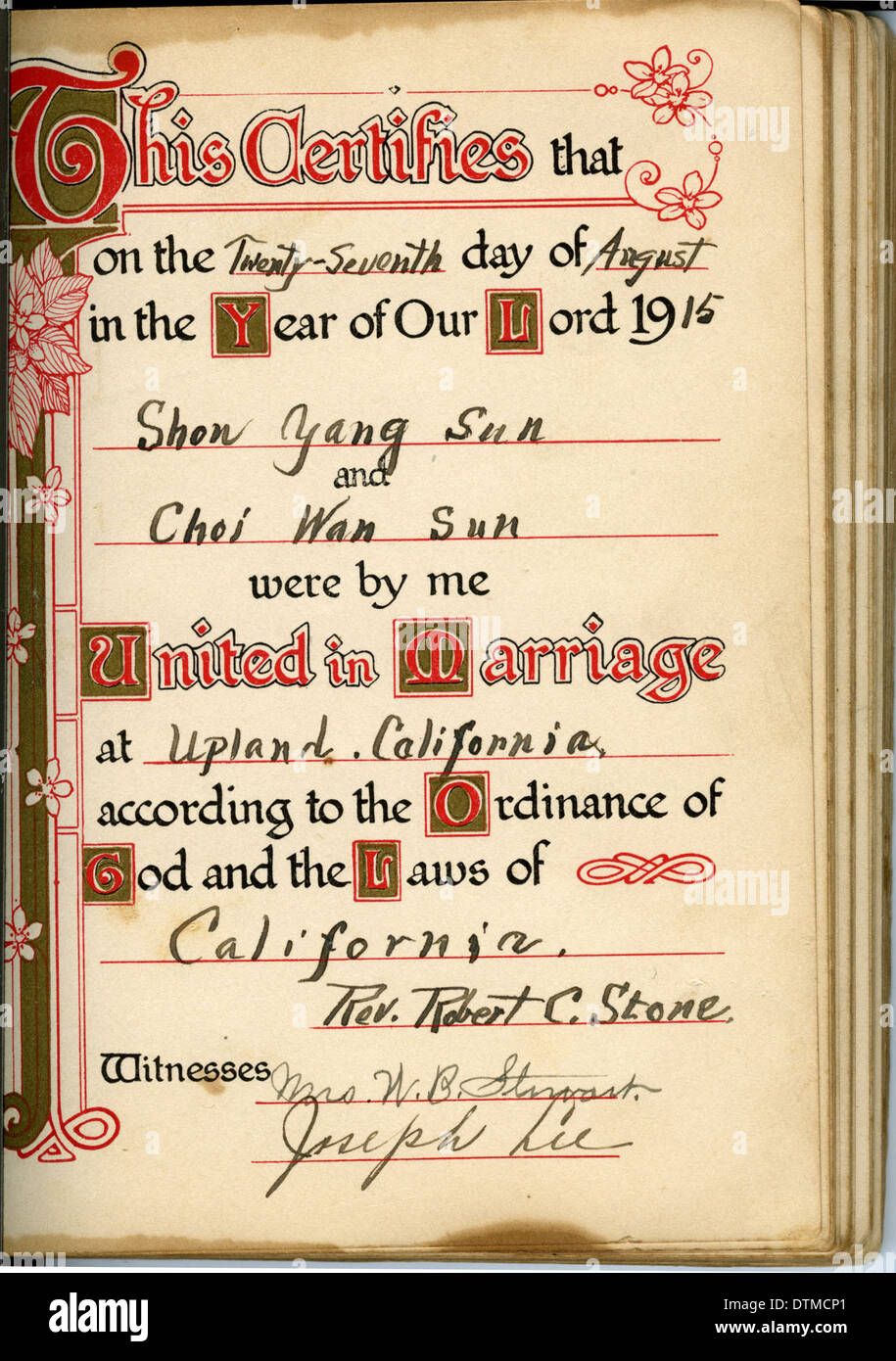 Old marriage certificate hi-res stock photography and images - Alamy