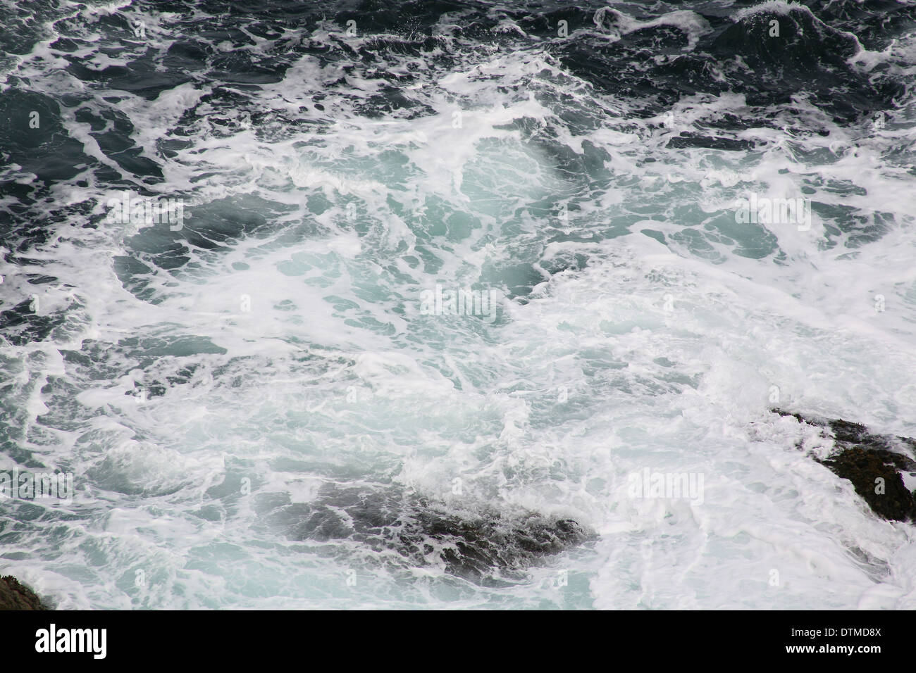 Ocean foam hi-res stock photography and images - Alamy